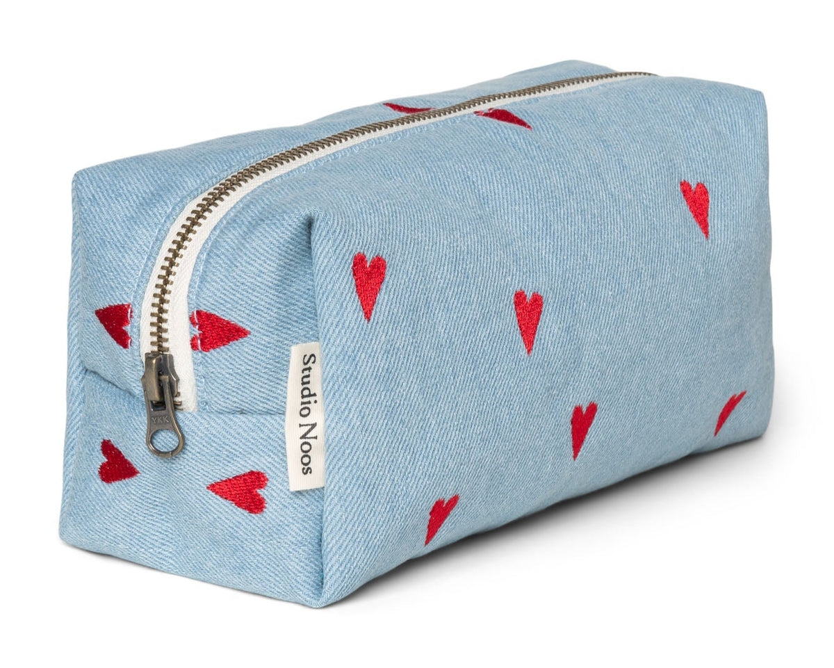 Studio Noos Denim Hearts Etui – Mevrouwaardbei